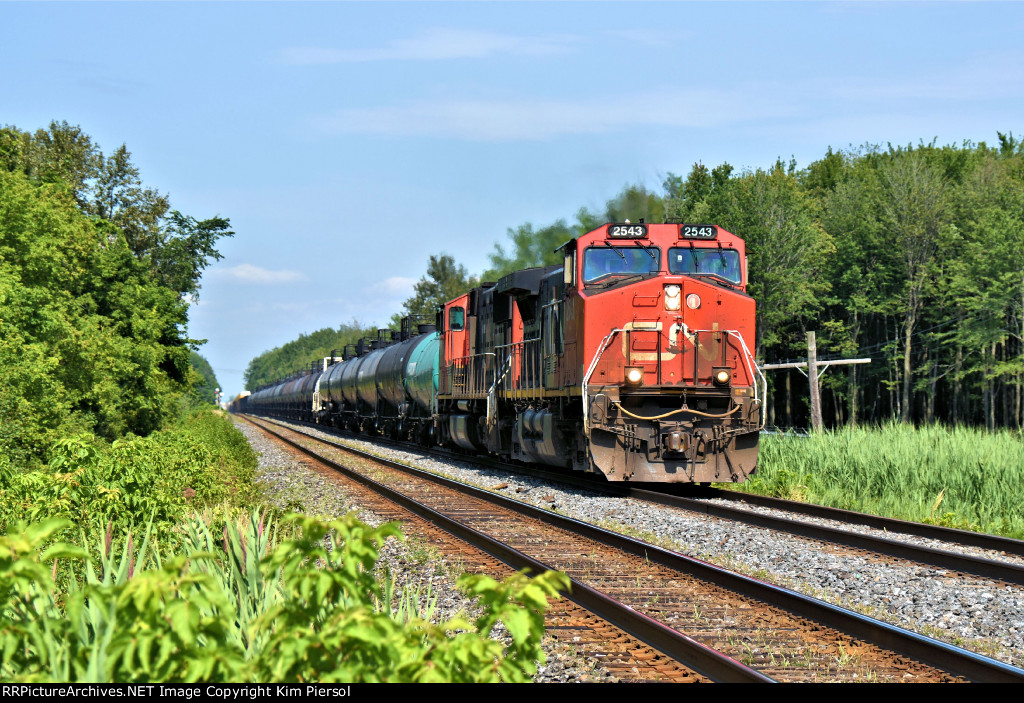 CN 2543 WB CN Kingston Sub